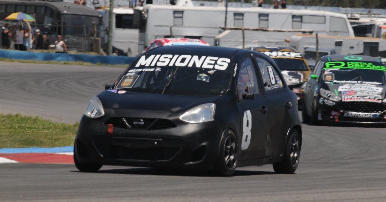 Con el Nissan March del JF Racing, y en su regreso a la Clase 2 del TN ...