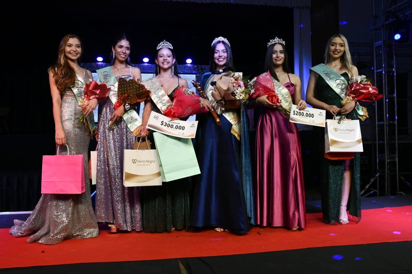 Mía Carla Paredes es la nueva Reina de Eldorado - Agencia de Noticias ...